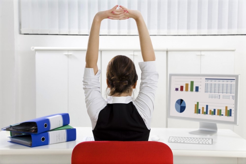 Le 5 regole per assumere una postura corretta davanti al pc | Breaknotizie